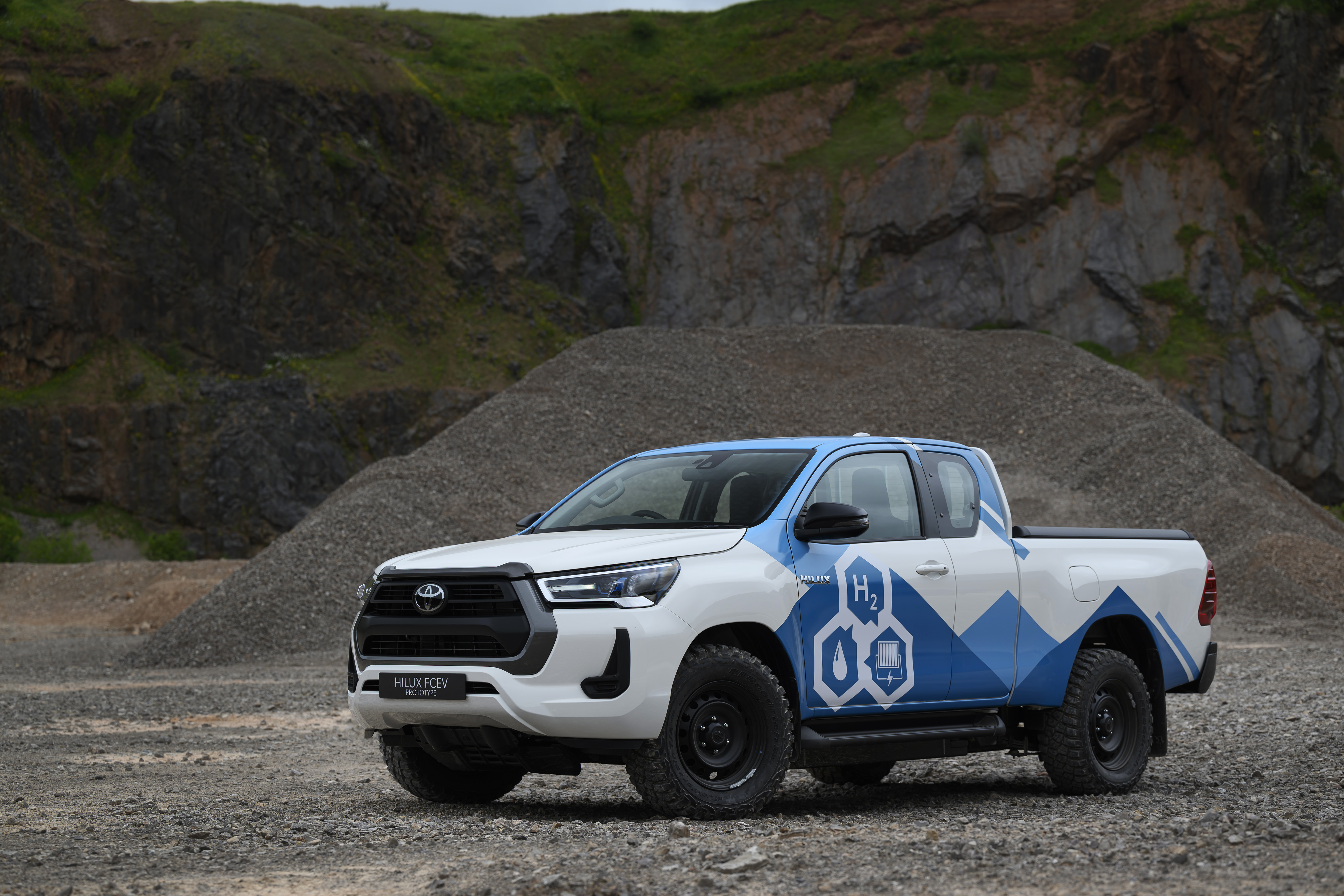 Hydrogen Fuel Cell Hilux project reaches demonstration phase