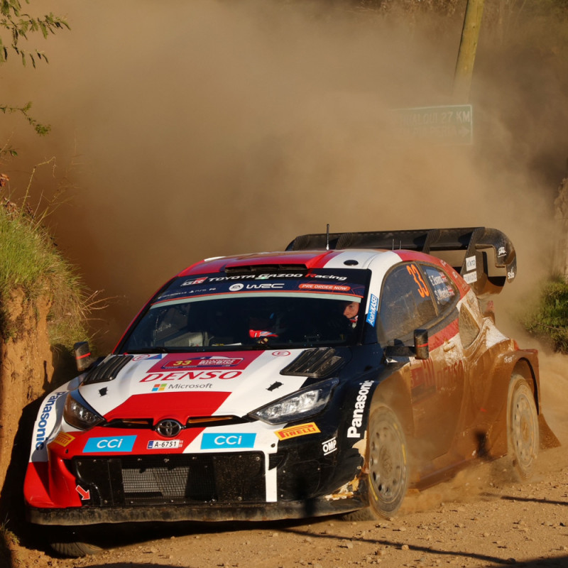Rally Chile: Day 1