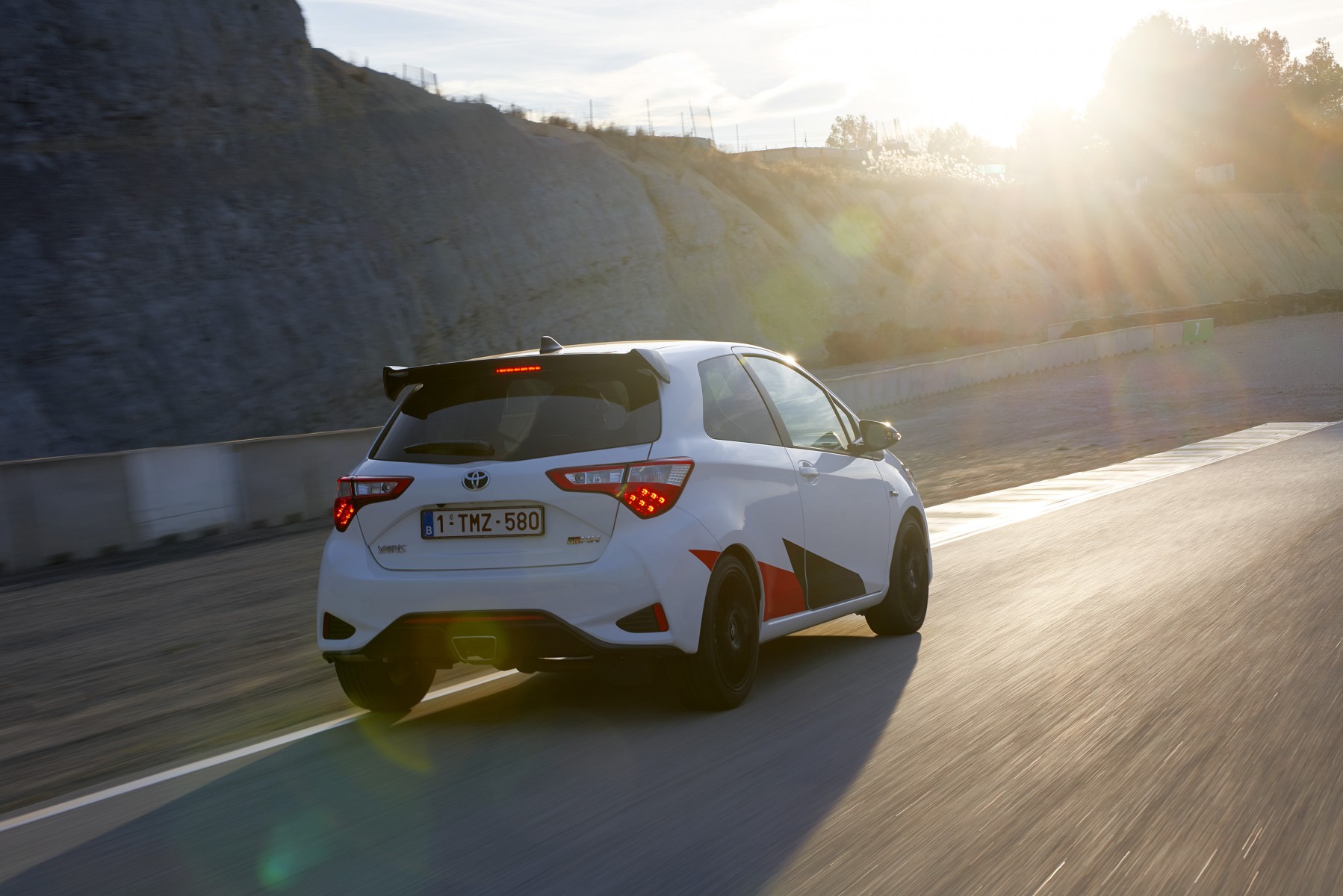 151_Yaris_GRMN_dynamic_track