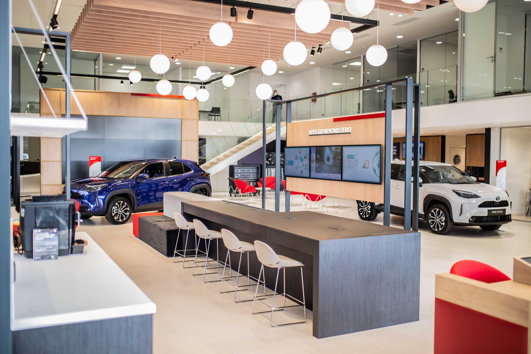 Toyota choisit la France pour introduire la nouvelle identité visuelle ...