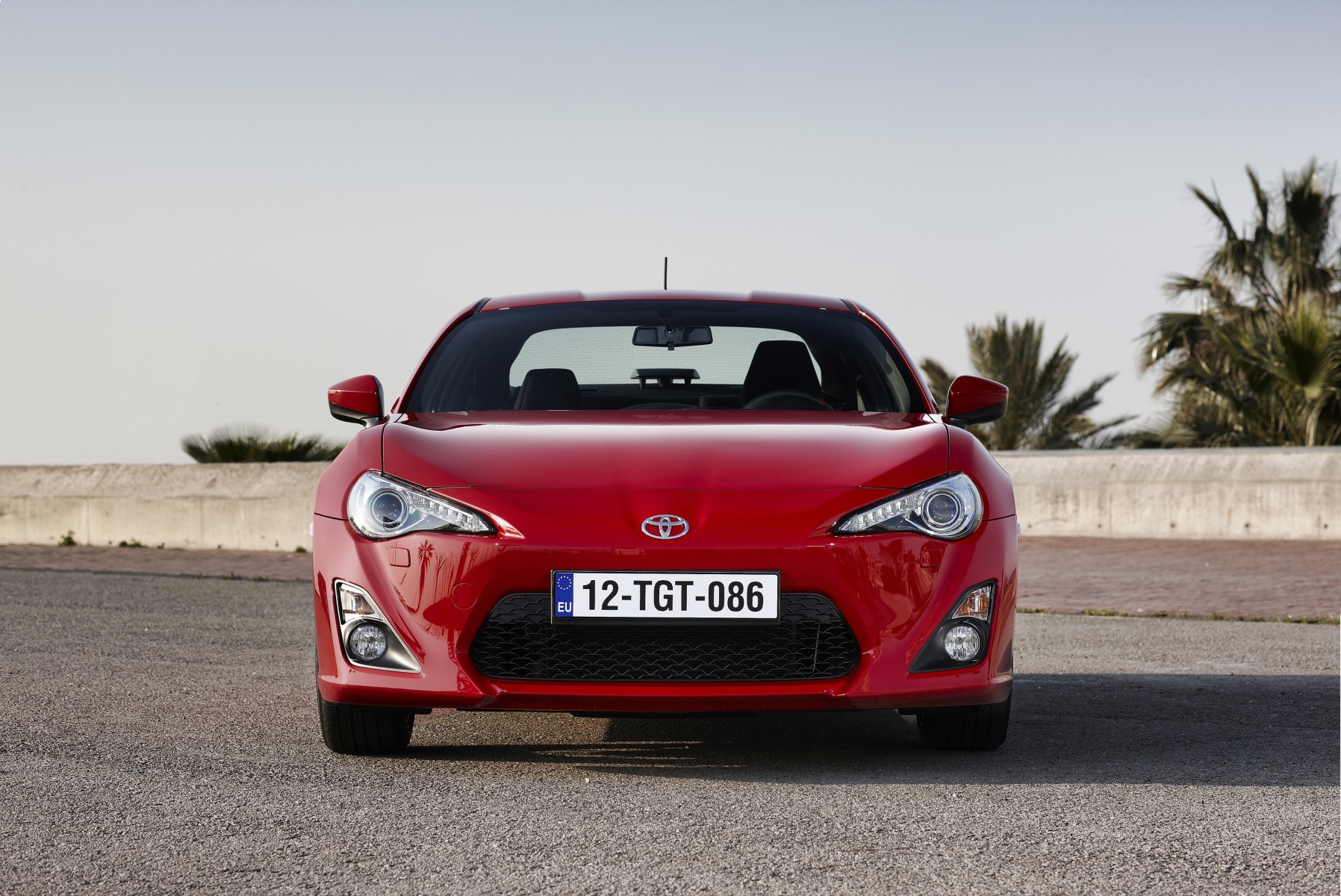 GT86 press kit: Naturally aspirated sports engine developing 100 din hp ...