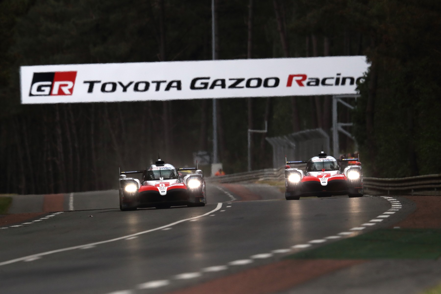 TOYOTA GAZOO Racing tops test day