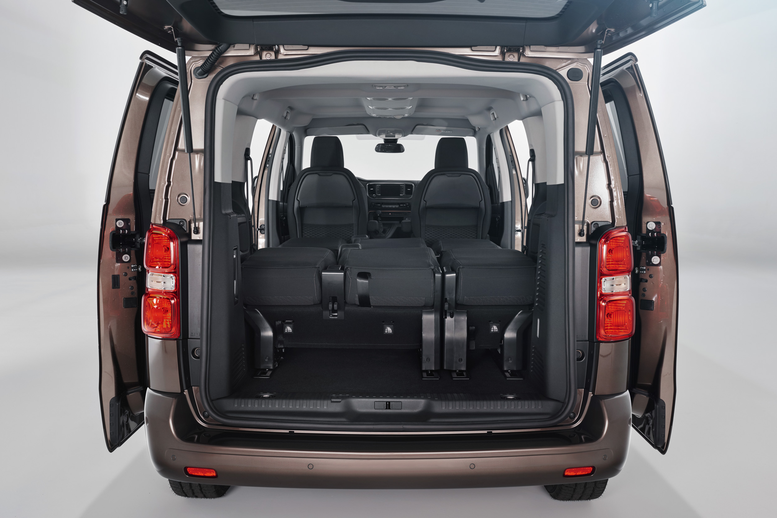 NEW TOYOTA PROACE VERSO