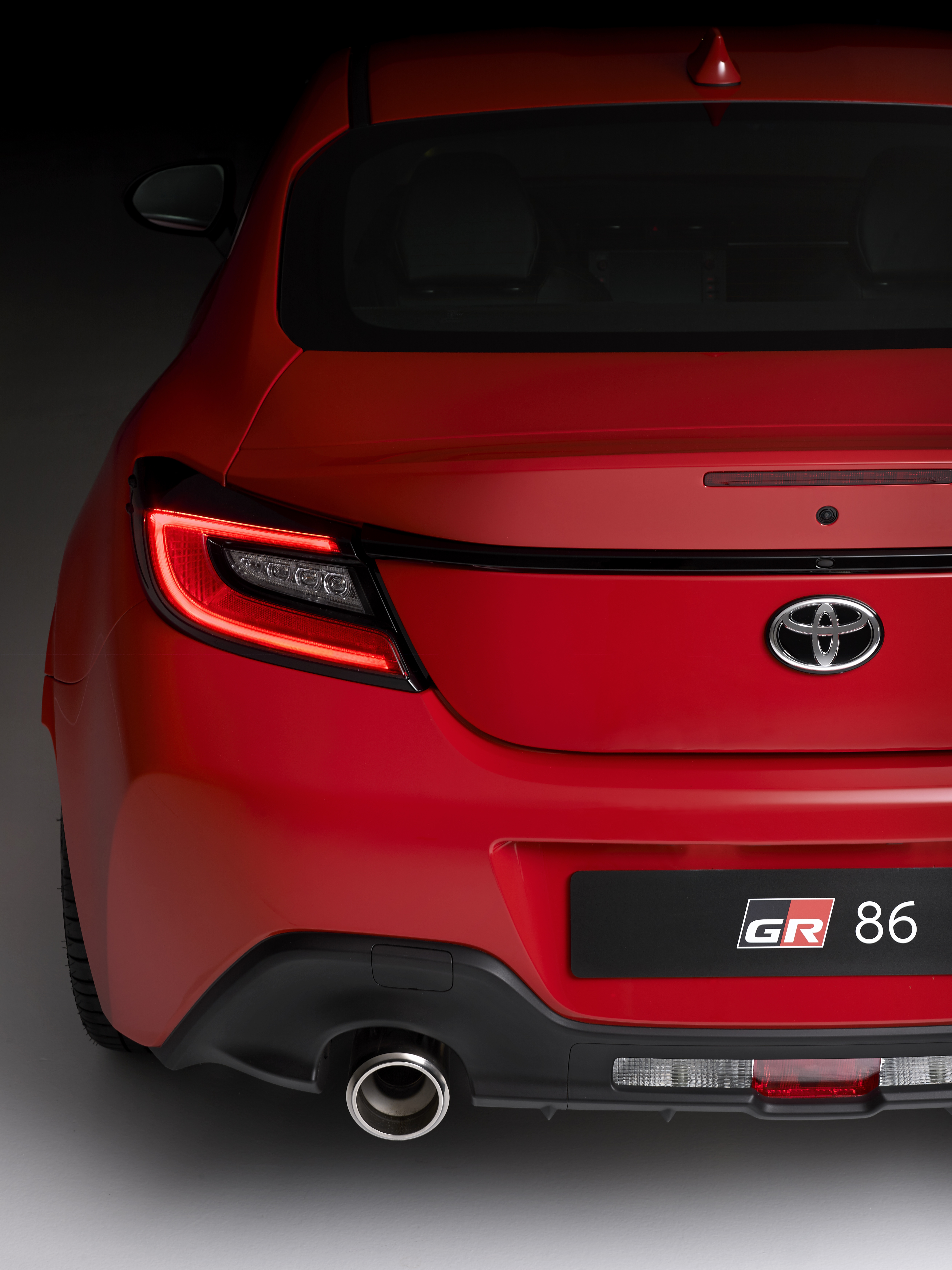 Toyota presents the new GR86