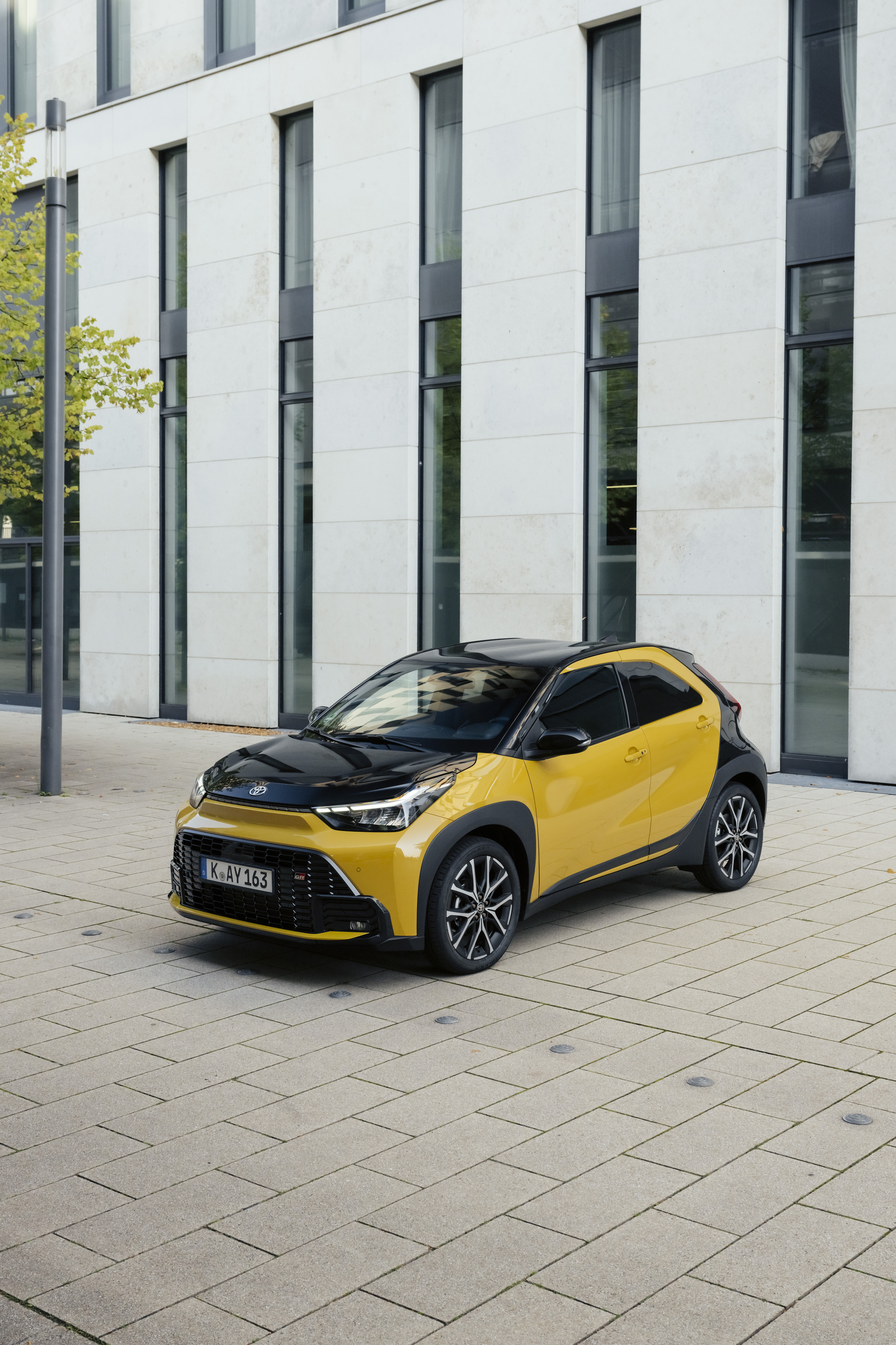 Nouvelle Toyota Aygo X : la première hybride du segment A associe ...