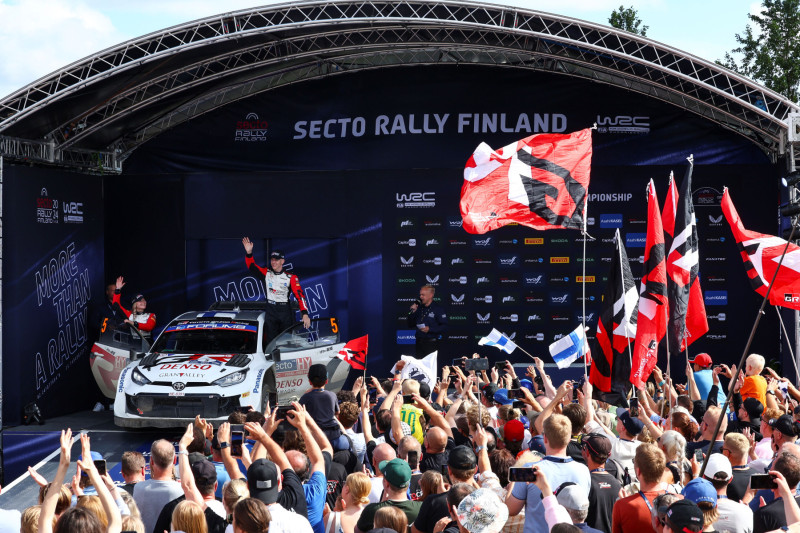 TOYOTA GAZOO Racing conquista el Rally de Finlandia