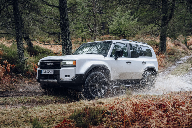 A modern icon true to its roots: the all-new Toyota Land Cruiser