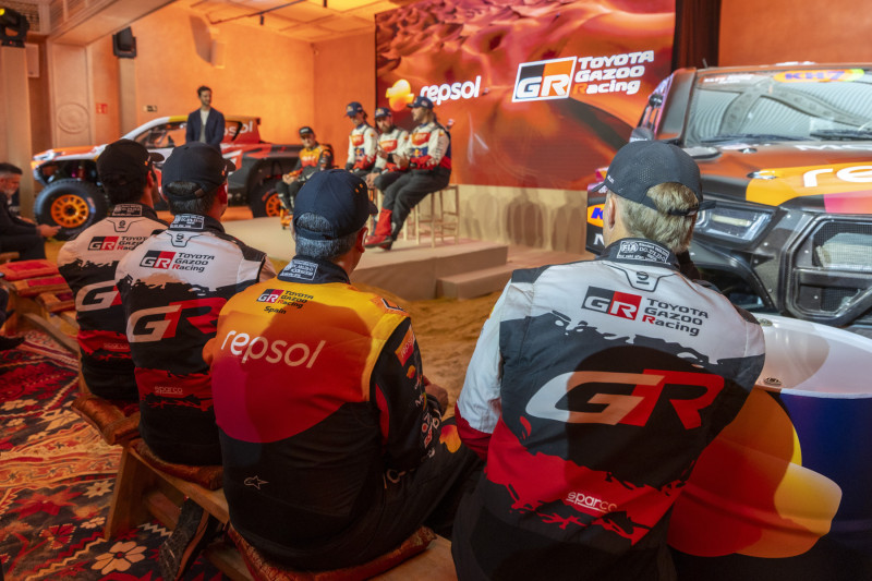 TOYOTA GAZOO Racing and Repsol unveil their teams for Dakar 2026