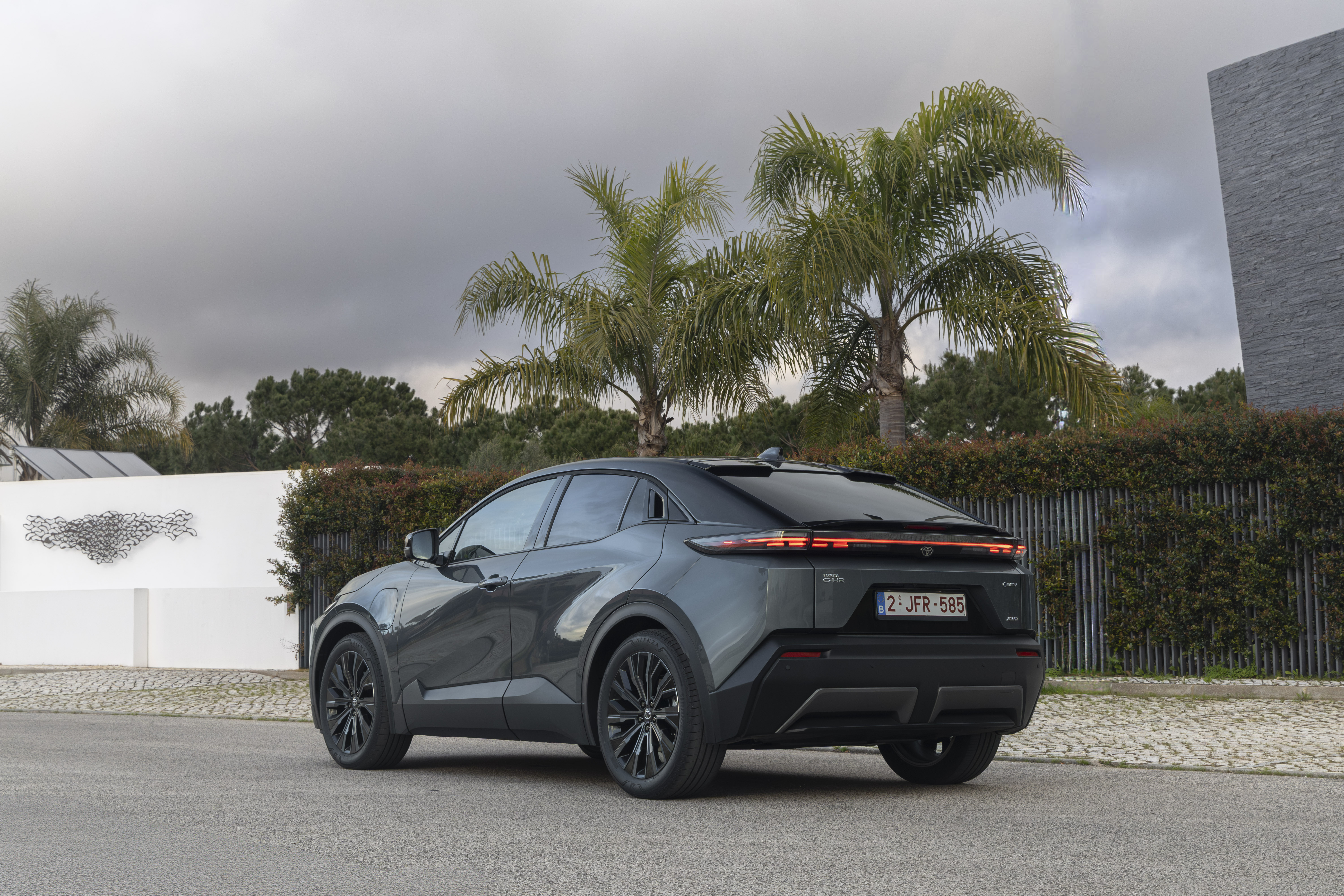 The all-new Toyota C−HR+: stand-out design and superior BEV credentials