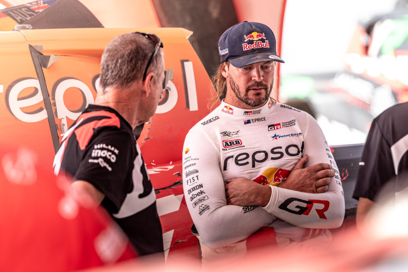 Team spirit keeps TOYOTA GAZOO Racing W2RC’s challenge alive on Stage 10