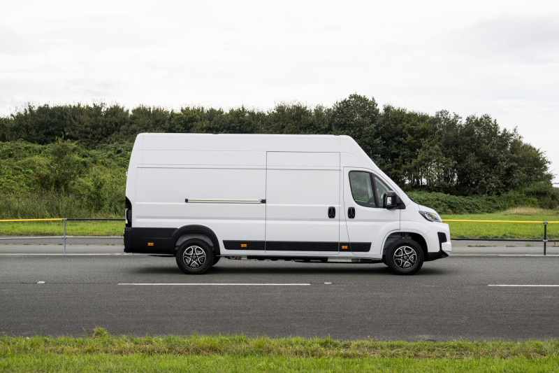 THE ALL-NEW TOYOTA PROACE MAX DELIVERS GREAT CHOICE AND VERSATILITY