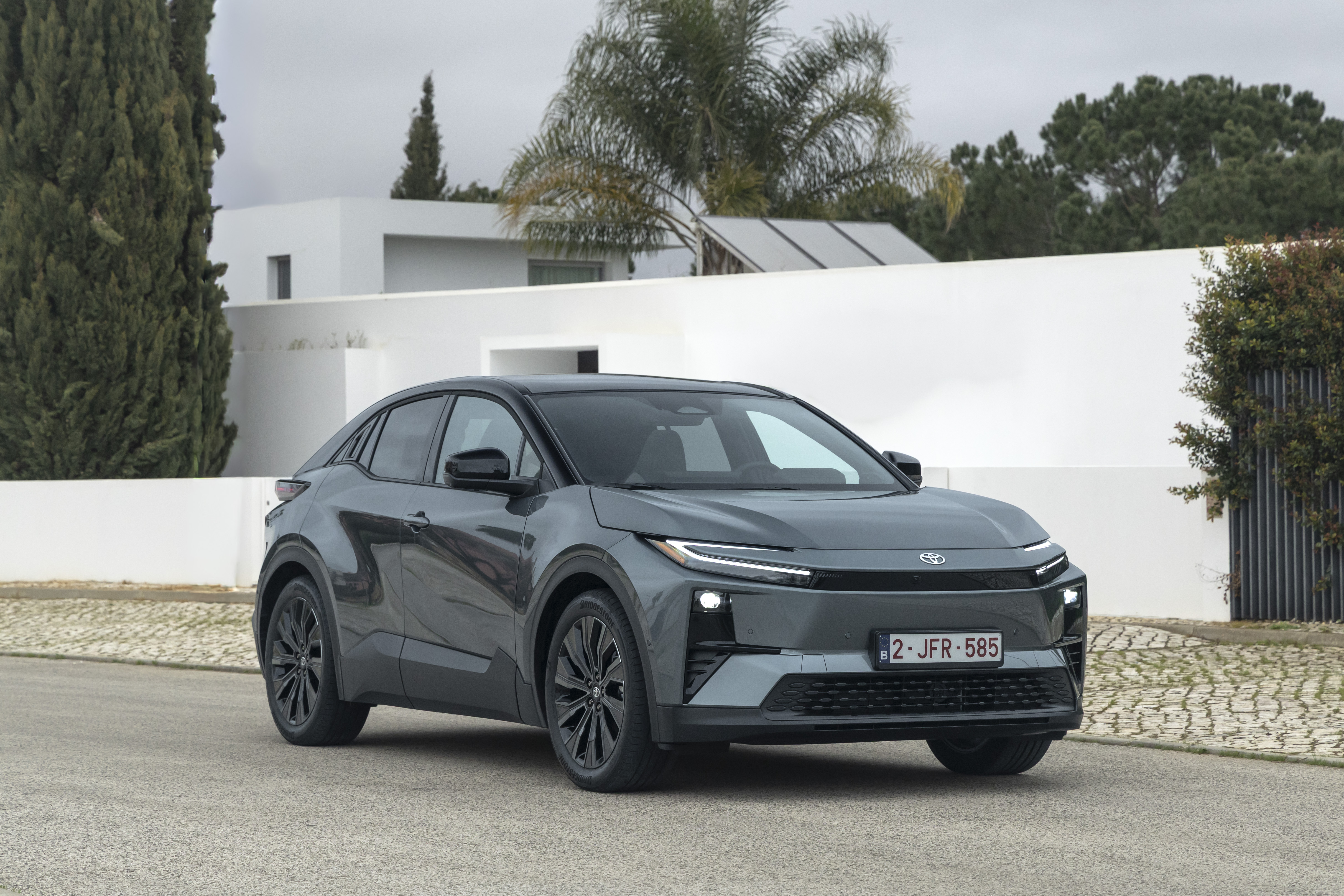 The all-new Toyota C−HR+: stand-out design and superior BEV credentials