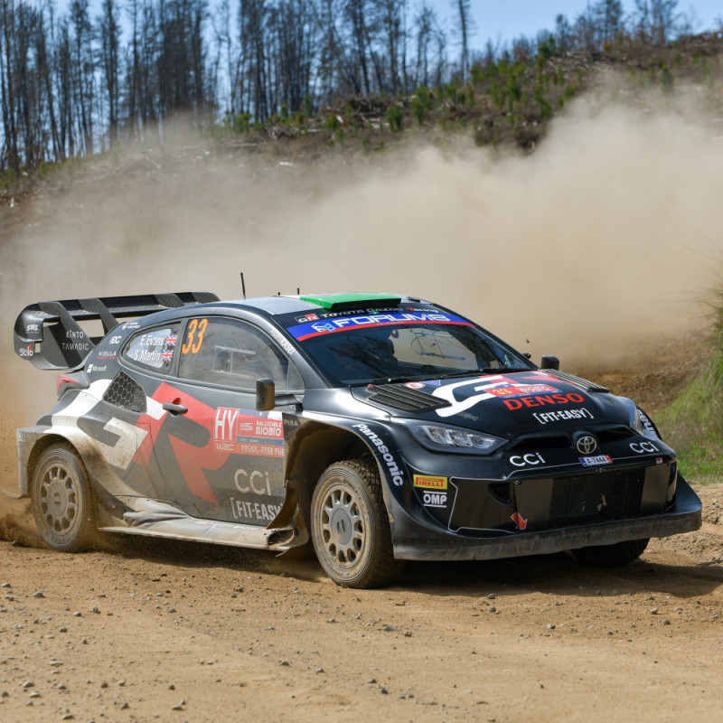 Rally Chile: Day 1