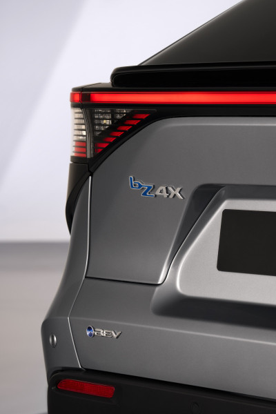 Toyota updates the battery-electric bZ4X for faster charging, more ...