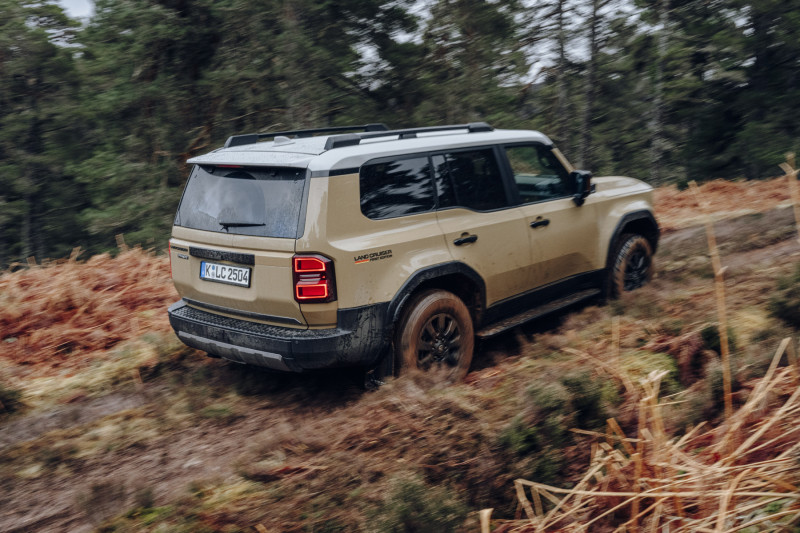 Une icône moderne fidèle à ses racines : le tout nouveau Toyota Land ...