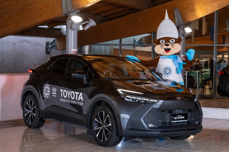 TOYOTA CONSEGNA LE PRIME VETTURE PER I GIOCHI MONDIALI INVERNALI ...
