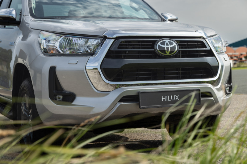 Nueva pick up Toyota Hilux: mejores prestaciones dentro y fuera de la carretera