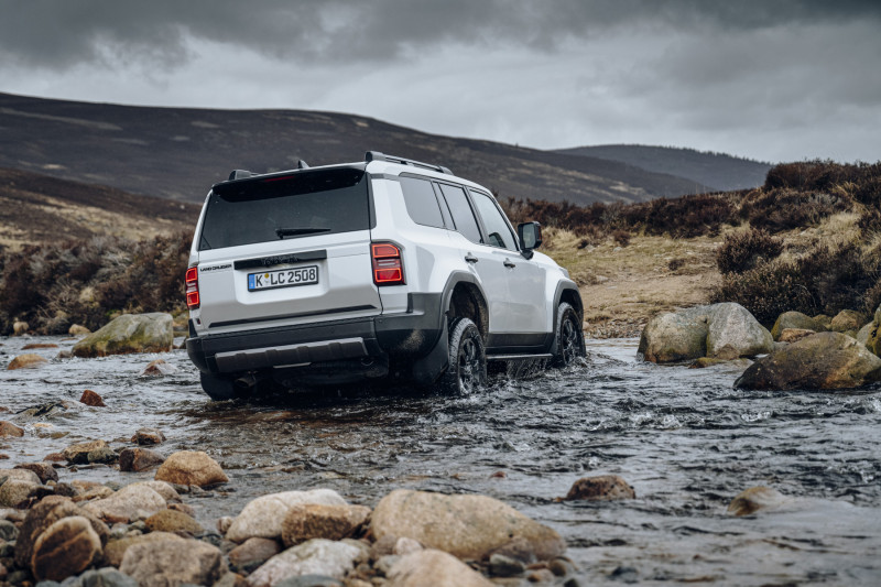 A modern icon true to its roots: the all-new Toyota Land Cruiser