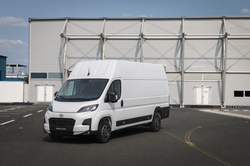 THE ALL-NEW TOYOTA PROACE MAX DELIVERS GREAT CHOICE AND VERSATILITY