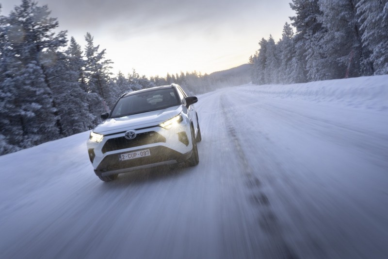 NUOVO TOYOTA RAV4 GR SPORT