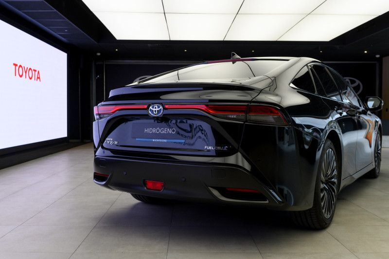 Toyota España entrega a Urbaser su nuevo Toyota Mirai de 2ª generación