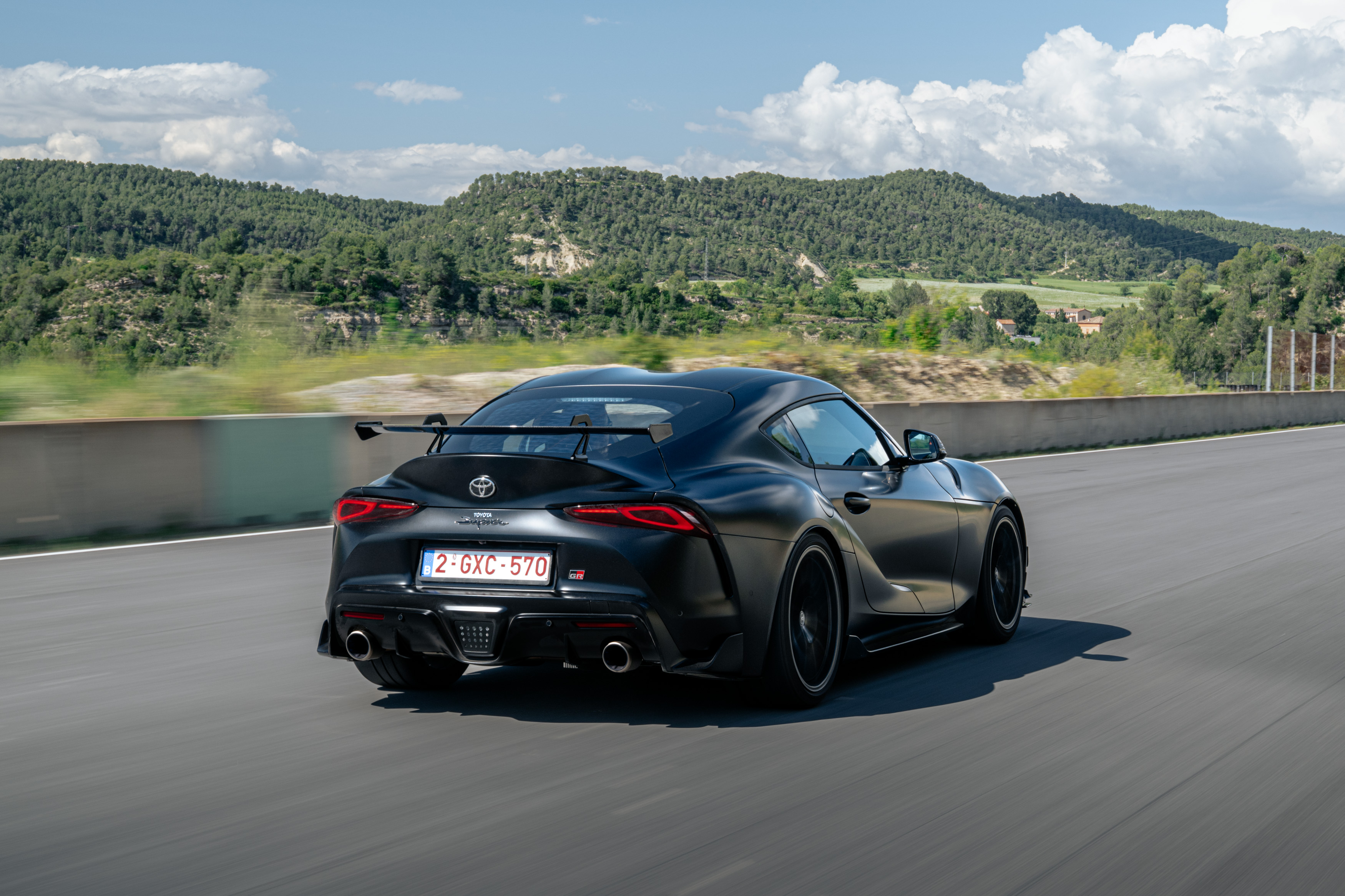 GR Supra oltre ogni limite con la A90 Final Edition e la Lightweight EVO