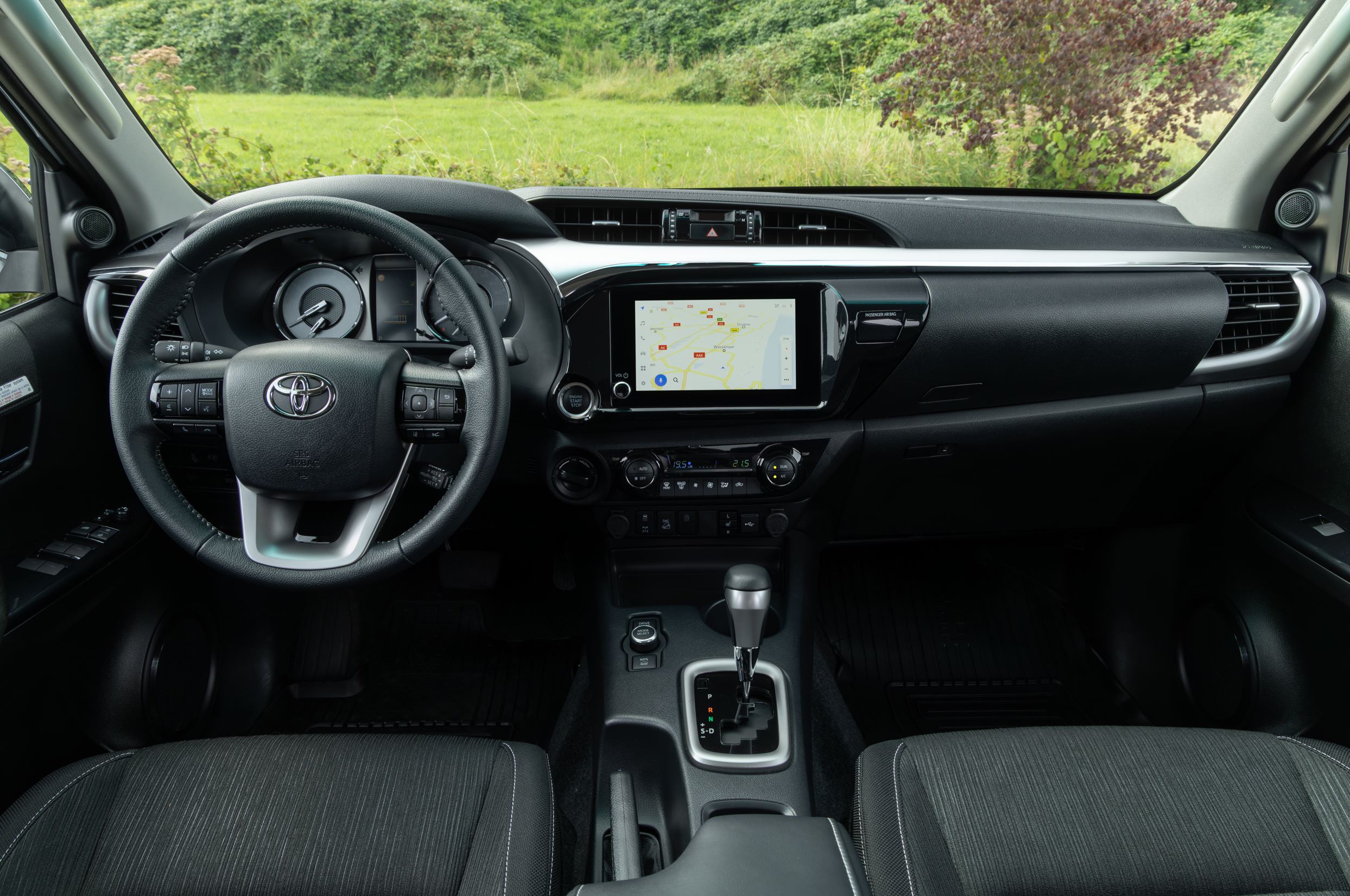 Toyota Hilux Mild Hybrid 48V | Toyota España