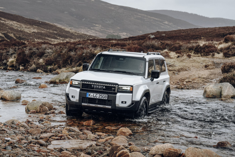 A modern icon true to its roots: the all-new Toyota Land Cruiser