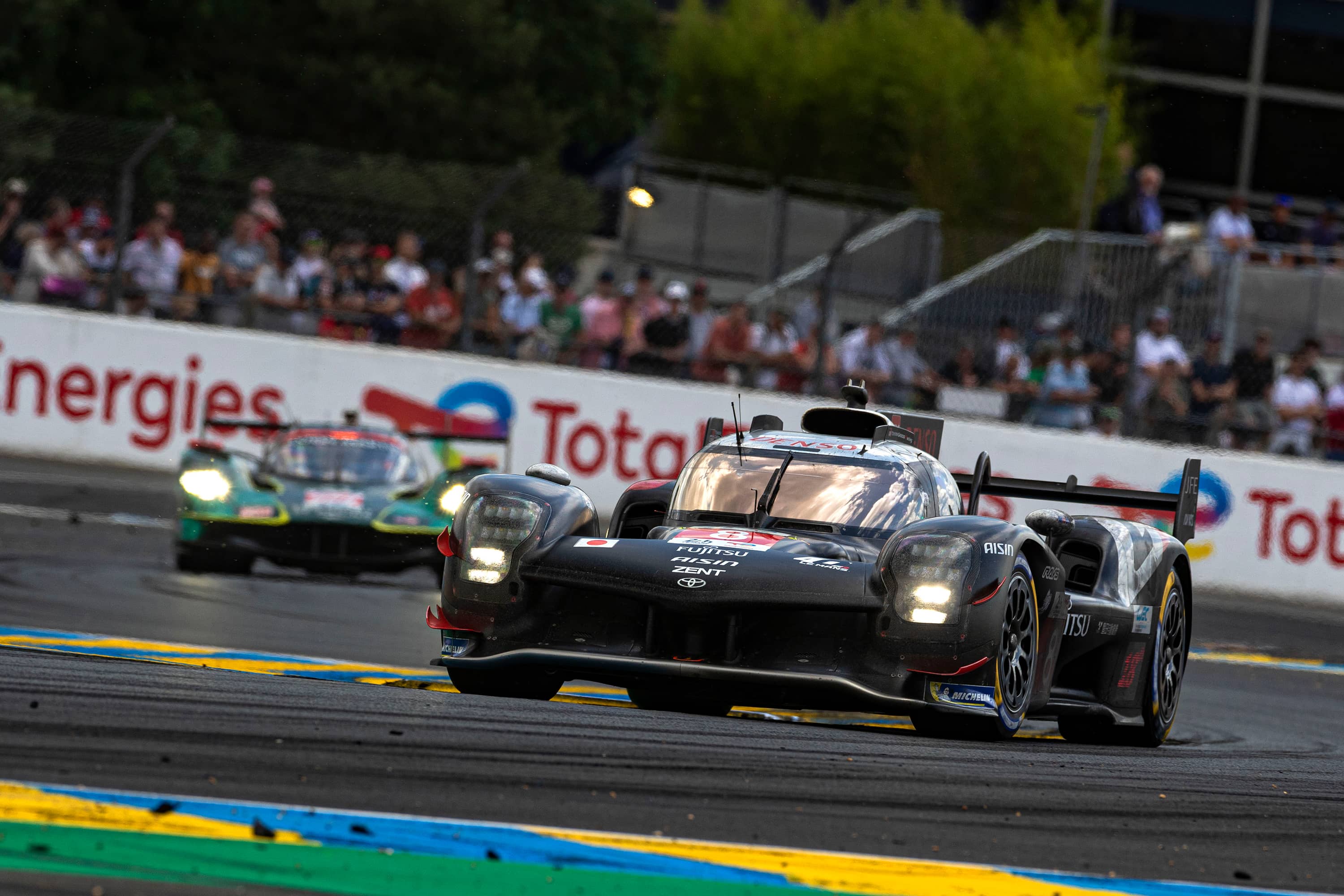 Le Mans 24 Hours: Race