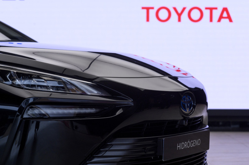 Toyota España entrega a Urbaser su nuevo Toyota Mirai de 2ª generación