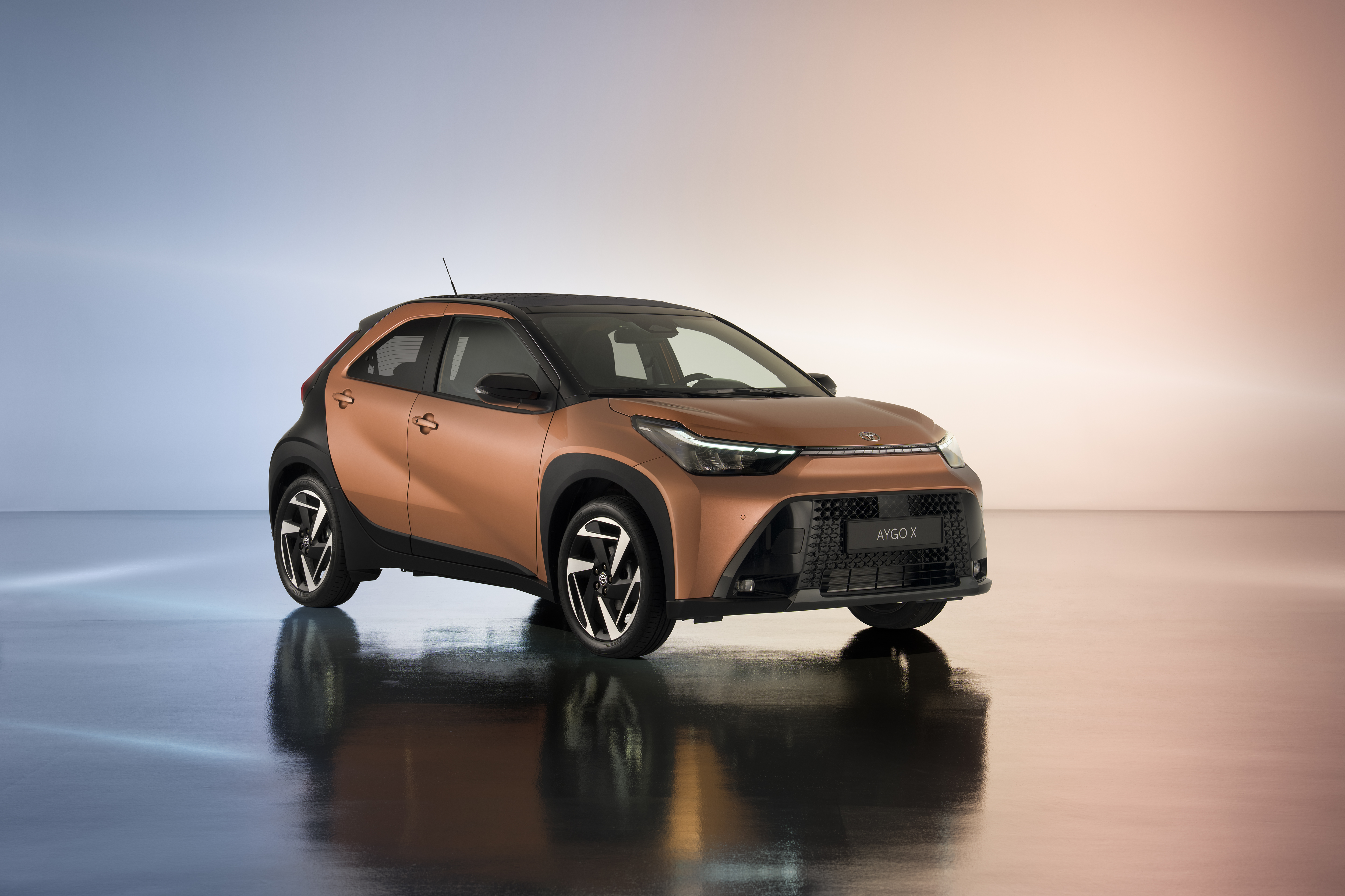 NUOVA AYGO X: ANCORA PIU' EFFICIENTE E DIVERTENTE DA GUIDARE