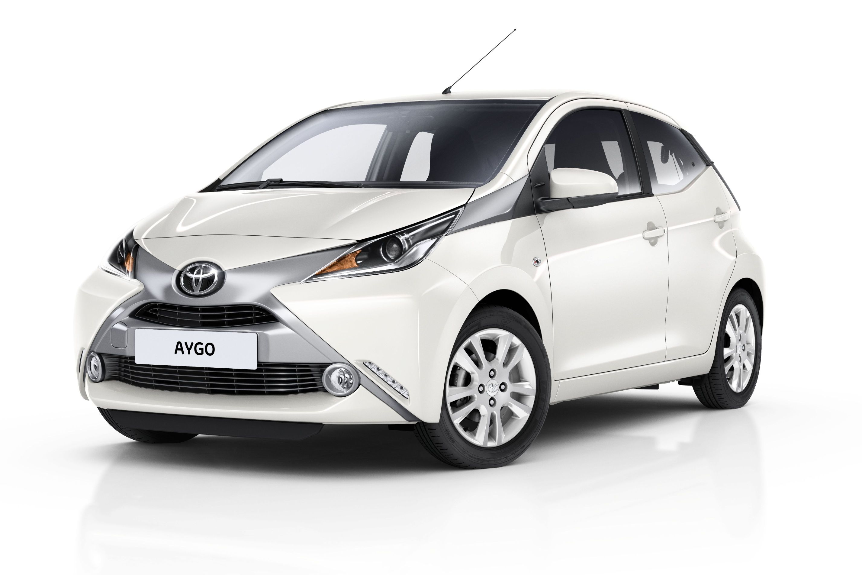 Nuova Aygo x-pure