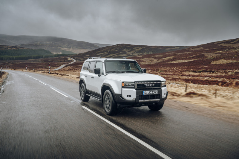 A modern icon true to its roots: the all-new Toyota Land Cruiser