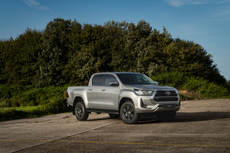 The new Toyota Hilux Hybrid 48V: uncompromised capabilities from the ...