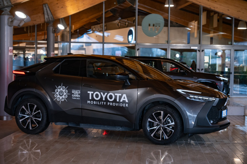 TOYOTA CONSEGNA LE PRIME VETTURE PER I GIOCHI MONDIALI INVERNALI ...