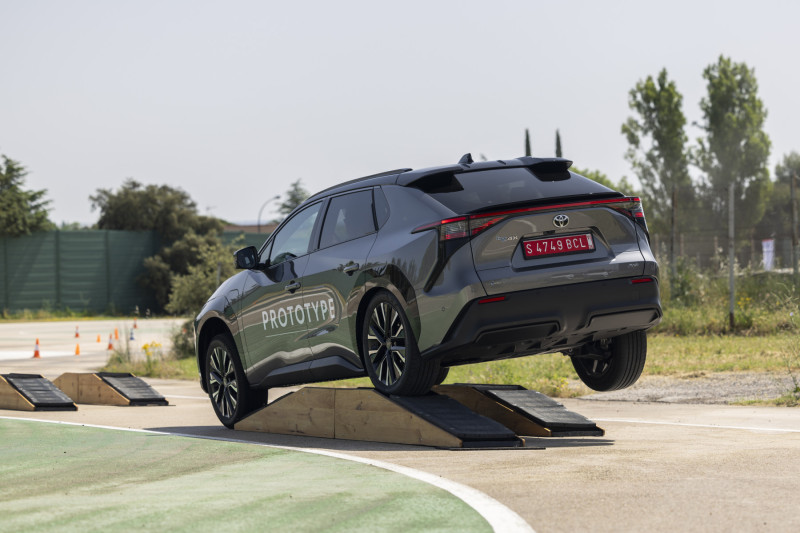 Premiers essais du Nouveau Toyota bZ4X