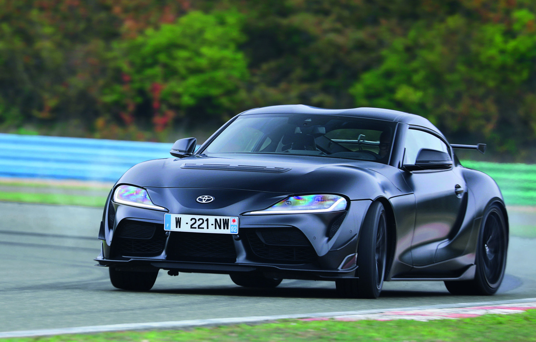 La Toyota GR Supra Final Edition sacrée Sportive de l’année 2025 par le ...