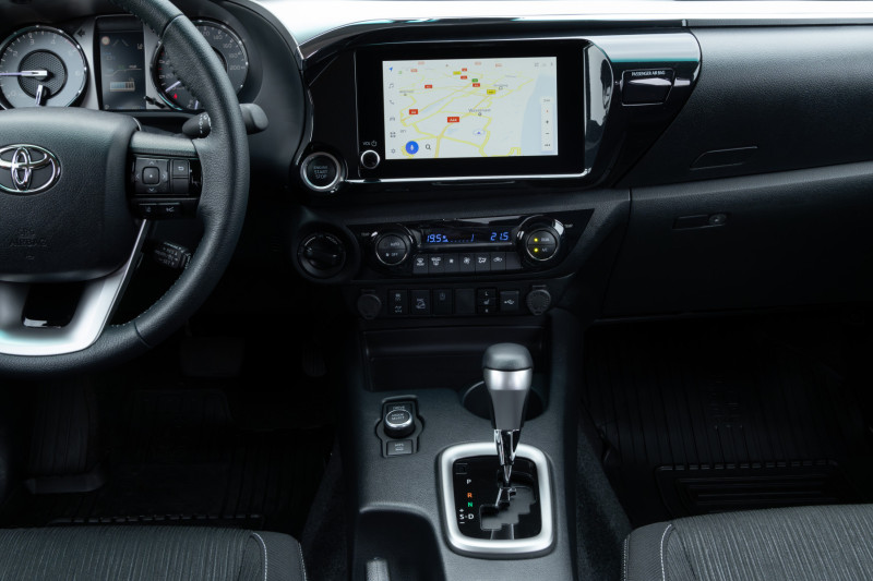 The new Toyota Hilux Hybrid 48V: uncompromised capabilities from the ...