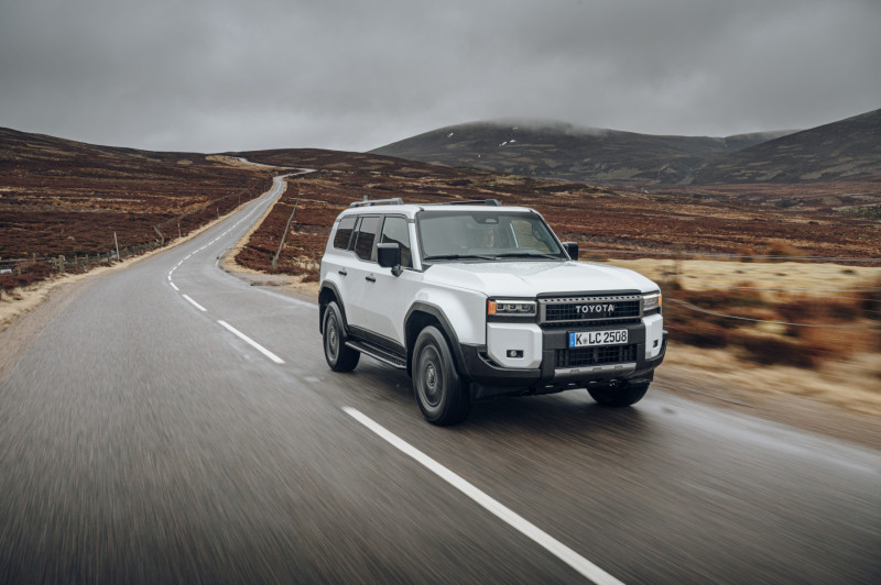 A modern icon true to its roots: the all-new Toyota Land Cruiser