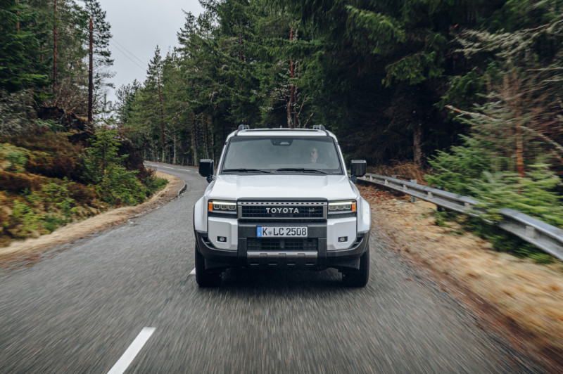 A modern icon true to its roots: the all-new Toyota Land Cruiser