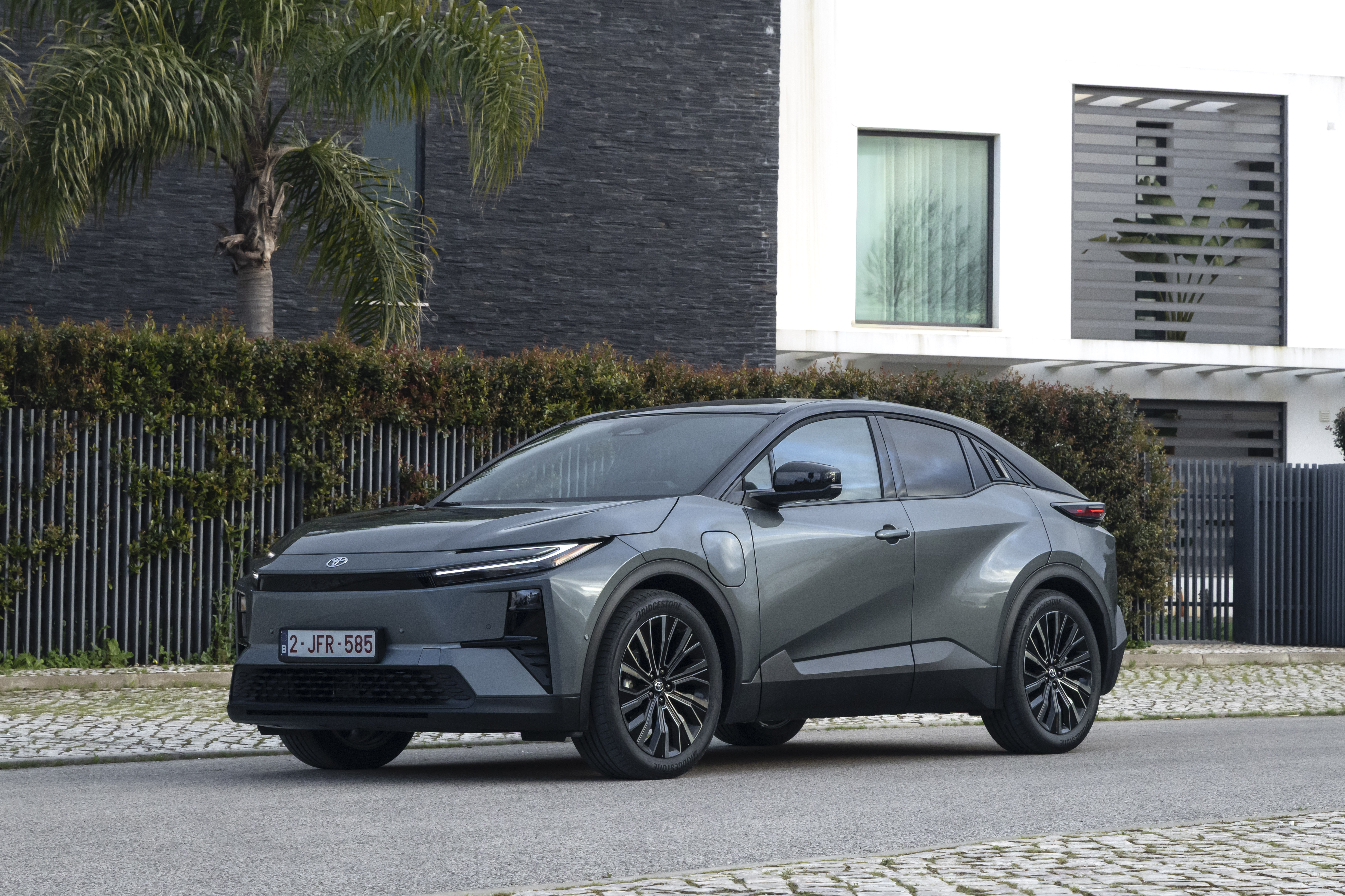 The all-new Toyota C−HR+: stand-out design and superior BEV credentials