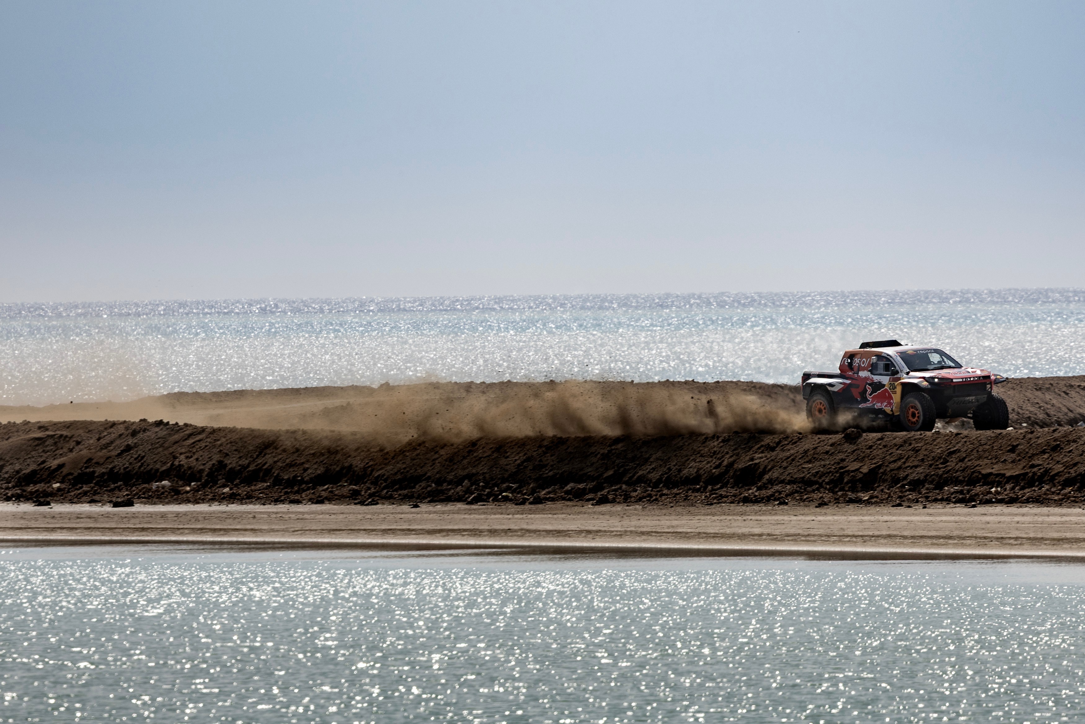 TOYOTA GAZOO Racing W2RC reaches Dakar Rally finish line