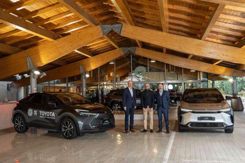 TOYOTA CONSEGNA LE PRIME VETTURE PER I GIOCHI MONDIALI INVERNALI ...