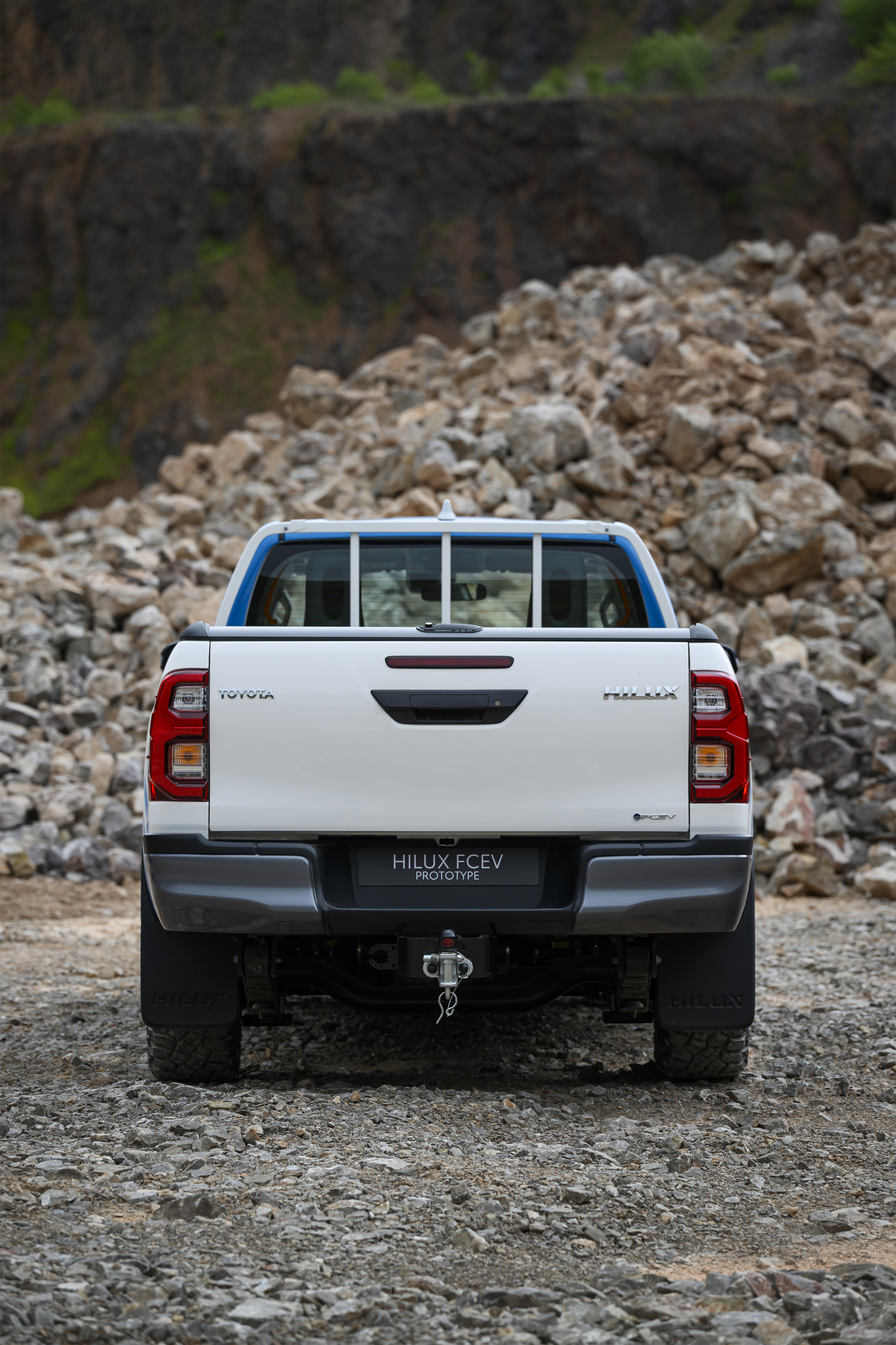 Hydrogen Fuel Cell Hilux project reaches demonstration phase