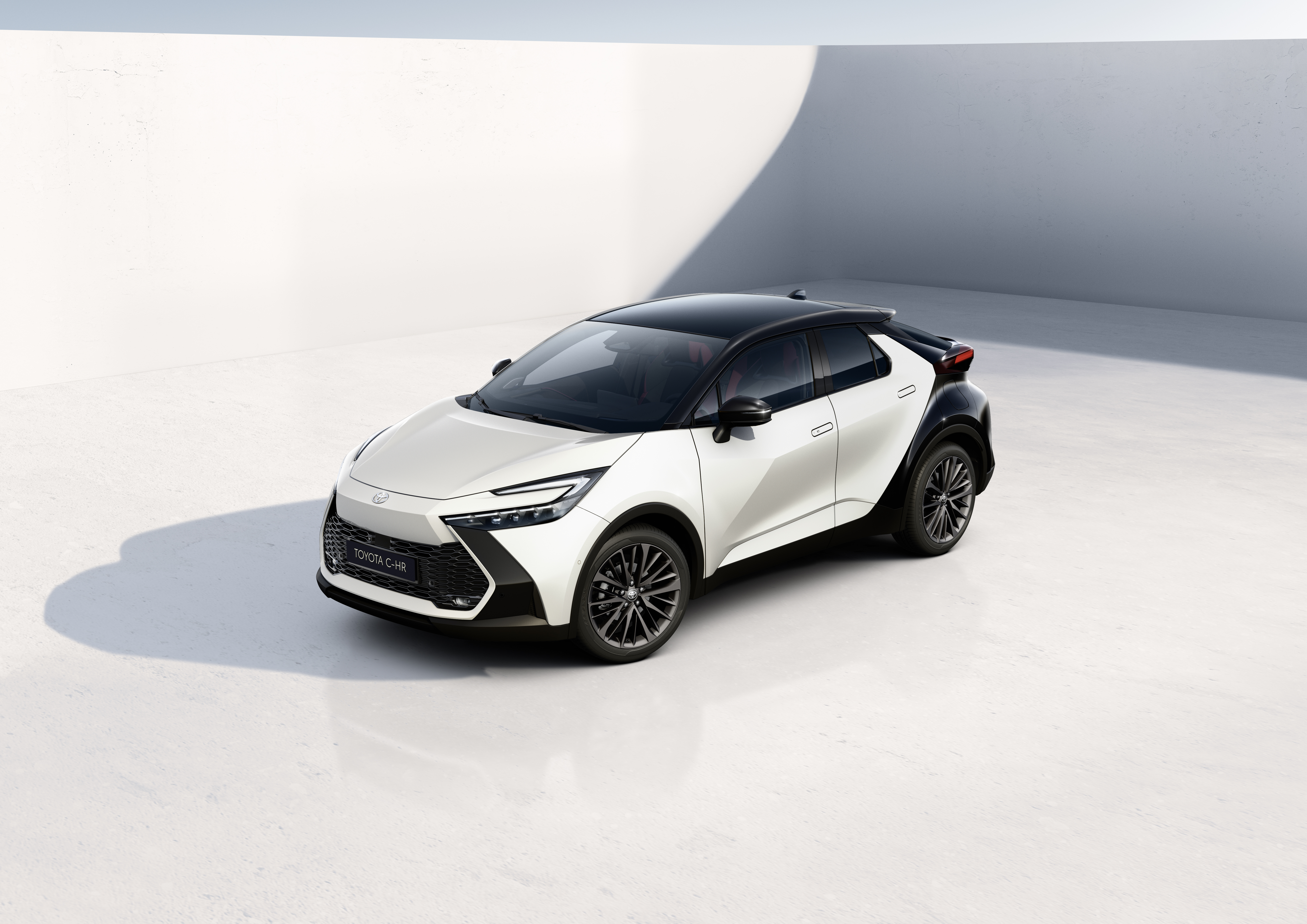 New High Hero grade brings even bolder style to Toyota C-HR