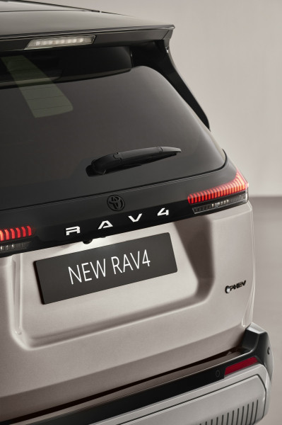 All-new Toyota RAV4 makes worldwide debut