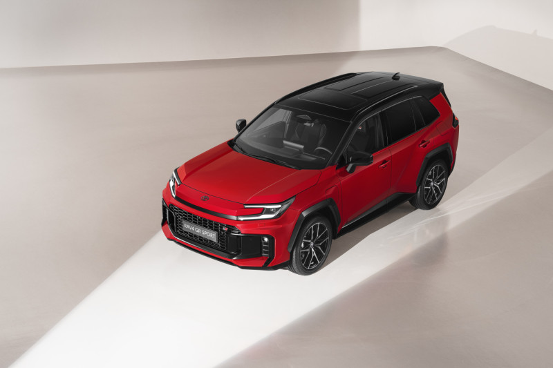 All-new Toyota RAV4 makes worldwide debut