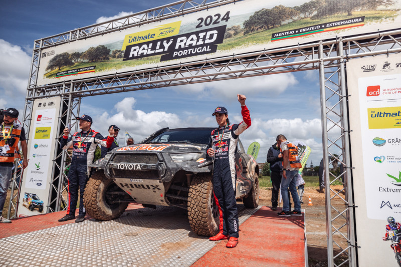 Victory on final stage of Rally-Raid Portugal for Lucas and Armand