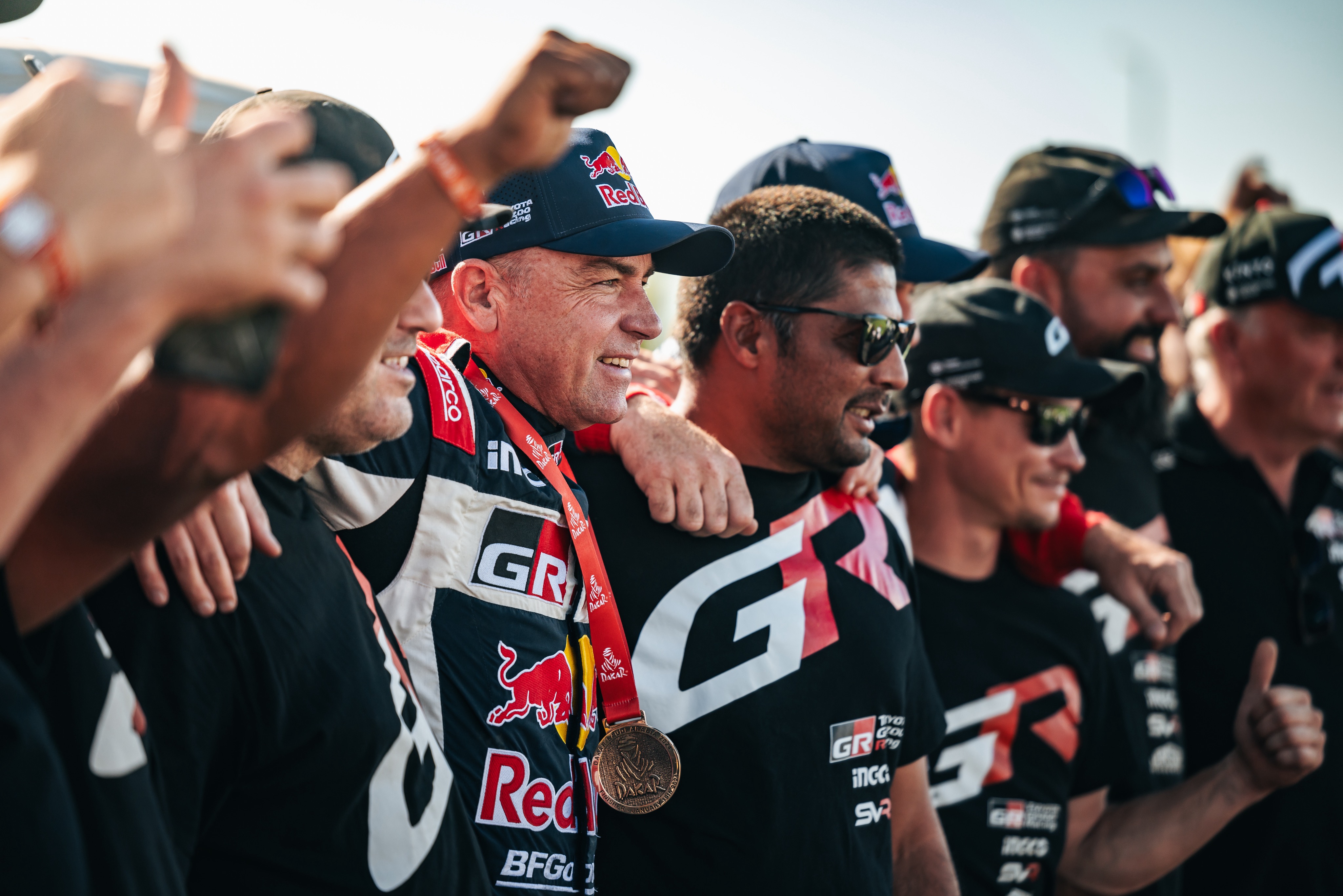 Toyota Gazoo Racing (TGR) firma un sólido resultado en el Dakar con un ...
