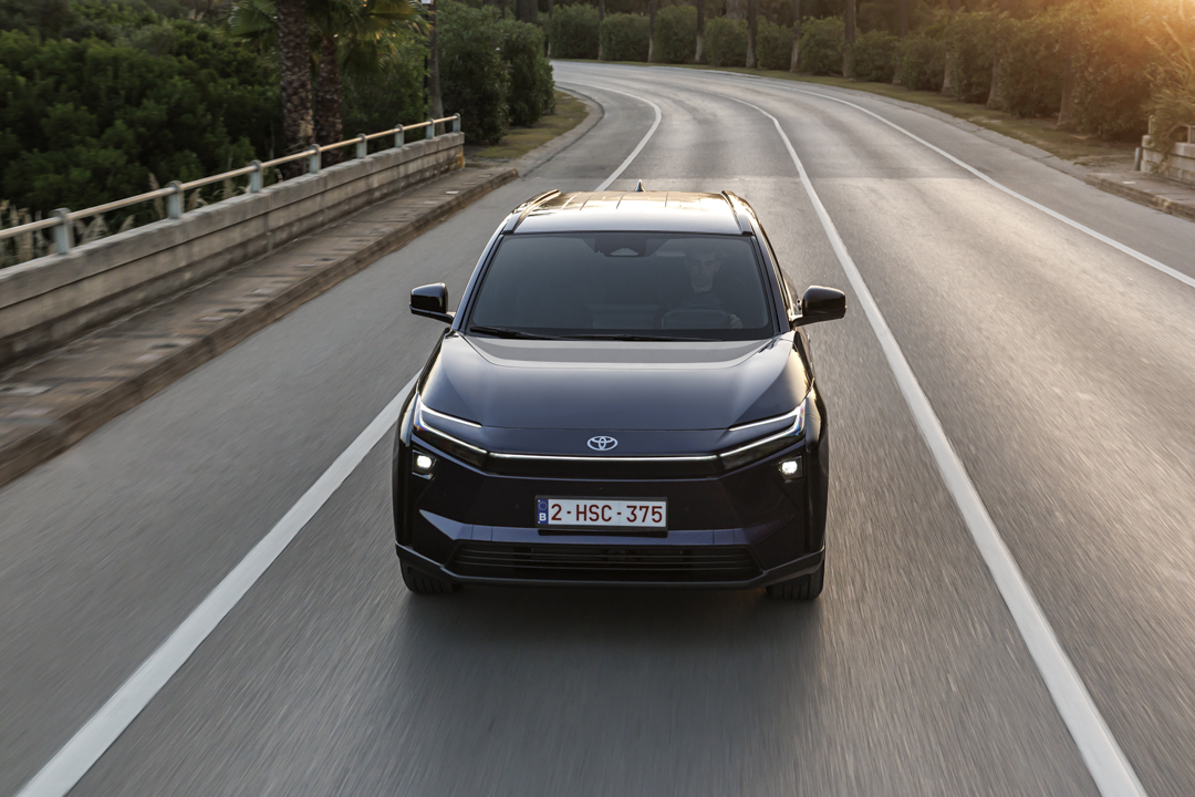 Nuevo Toyota bZ4X 2026: Precios y Gama
